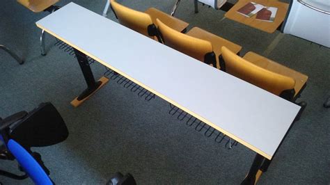 Chairs And Tables For Libraries Lecture Rooms And Training Rooms In Universities And Schools