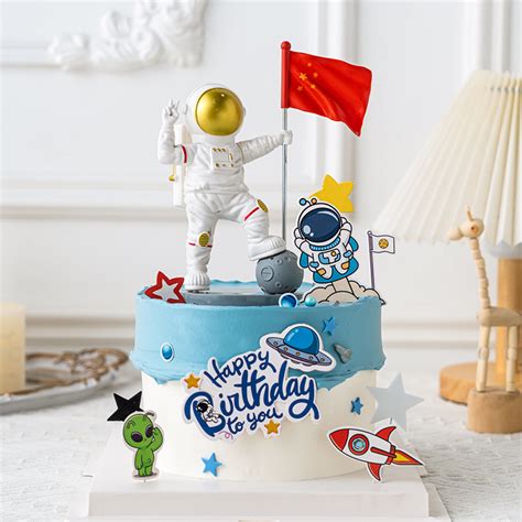 比耶宇航员蛋糕装饰网红太空人摆件儿童生日航天飞机火箭星球插件 虎窝淘