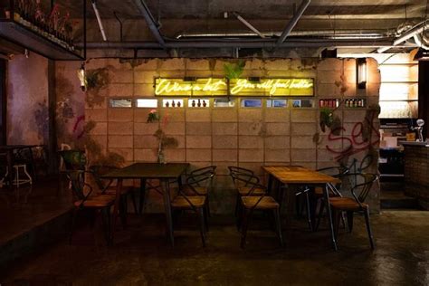 Slide Image 집 디자인 와인 바 인테리어