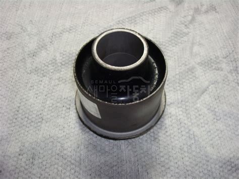 하체부싱 멤버 부싱