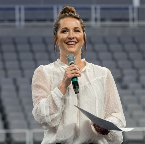 Engage Carly Patterson