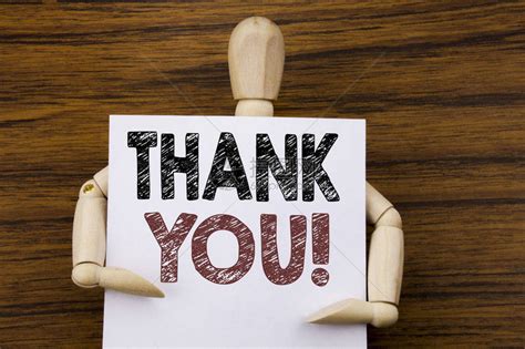 概念手写文本标题灵感显示谢感谢信息的商业概念写在木制背景的便条纸上高清图片下载 正版图片502997767 摄图网