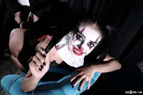 Pretty Clown Girl Wants A Big Cock In Scary Vr Porn Nude Pics Xhamster