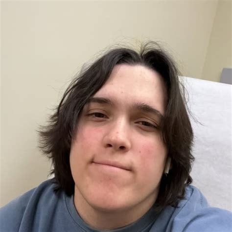 Kellie Kellie 2699 • Threads Say More