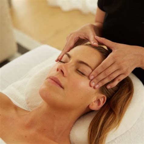 Book A Mobile Thai Massage Therapist Near You Blys