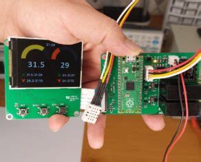 Graphical Temperature Humidity Control Unit Using A Raspberry Pi Pico