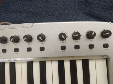 M Audio O2 Usb Midi Controller Hobbies And Toys Music And Media Musical Instruments On Carousell