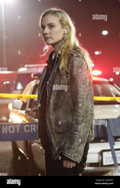 Usa Diane Kruger In The ©fx New Tv Series The Bridge 2013 Plot