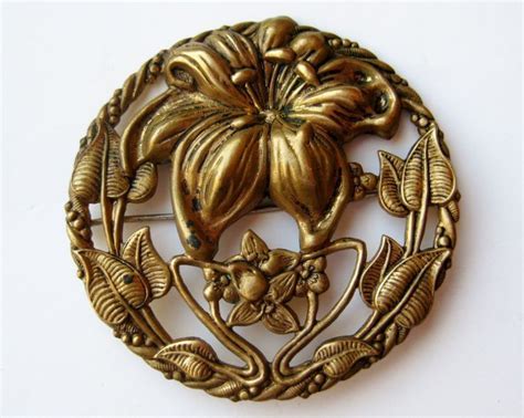 1920s Brass Lily Button In 2025 Antique Buttons Vintage Buttons