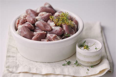 Субпродукты фермерские купить в Москве цены от компании Честная Ферма