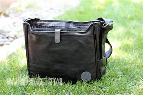 Thanks Mail Carrier The Diaper Bag For The Stylish Dad Lassig Tender Messenger Bag Review