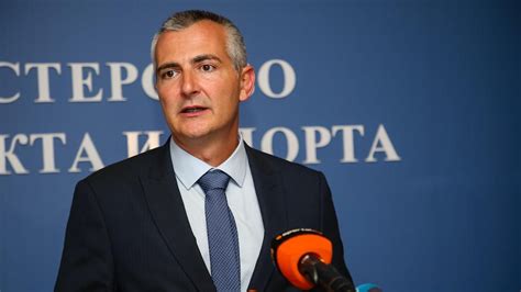 Министър Илиев Не е нормално пиян или дрогиран зад волана да убие човек и да е на свобода