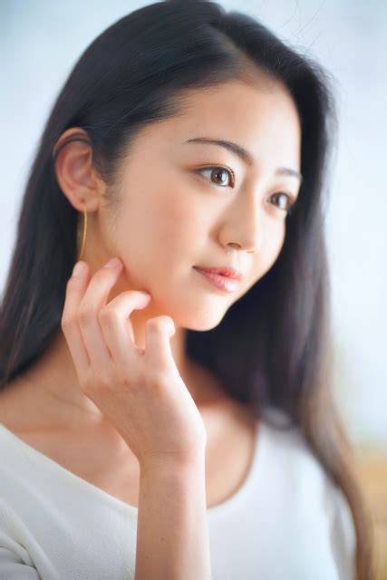 顔のバランスを決める美人顔の条件とは？顔の黄金比を徹底解説！ 美容biz Media