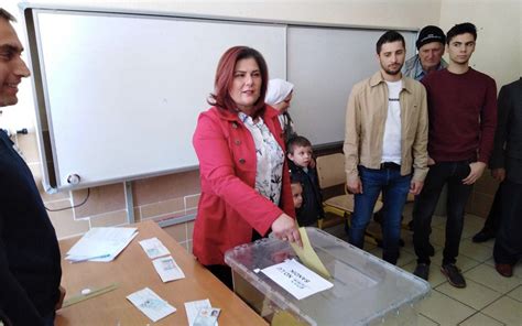 Özlem Çerçioğlu Aslen Nereli Eşi Ercan Çerçioğlu Kimdir çocukları