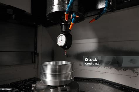 공작물 치수 검사용 3d 테스터 Cnc Edm 금속 절단 기계의 품질 관리 프로세스 확인 0명에 대한 스톡 사진 및 기타 이미지 0명 3차원 형태 Cnc 장치