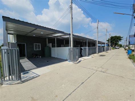 ขาย ทาวน์เฮ้าส์พร้อมอยู่ สร้างใหม่ ประตูน้ำพระอินทร์ ทำเลดี ใกล้นวนคร ตลาดไท ต พยอม อ วังน้อย