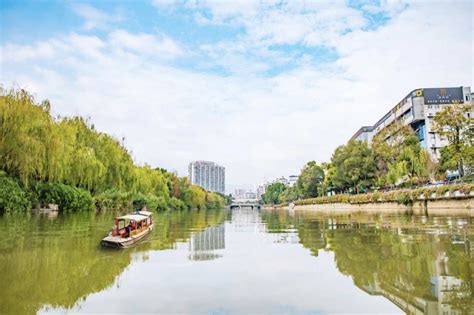 不签梦幻夜游福州内河春节开启灯光秀惊艳亮相 福州要闻 新闻频道 福州新闻网