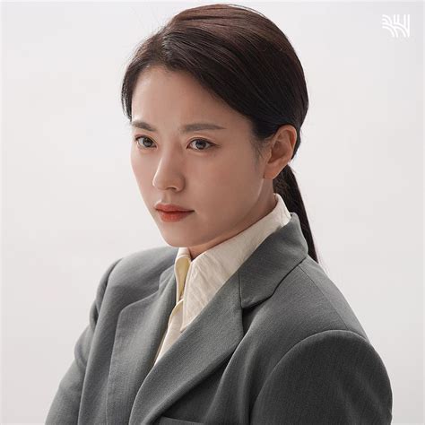 10 Potret Han Hyo Joo Jadi Agen Rahasia Nis Di Moving