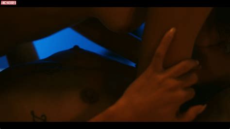 Naked Brianne Tju In I Know What You Did Last Summer II