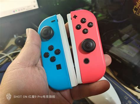 Switch（抢先体验switch2代）钕磁版手柄 免拆机维修手柄老化断联 二次创作 来自 哆啦咪makerworld：免费下载 3d 模型