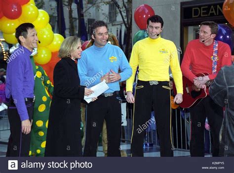 Los Wiggles The Wiggles 1998 The Wiggles Show Barney