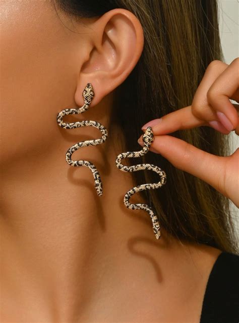 Прекрасни Златисти Обеци Змии с Леопардова Шарка Артистичен Модерен Дизайн Красиви Леки Обеци