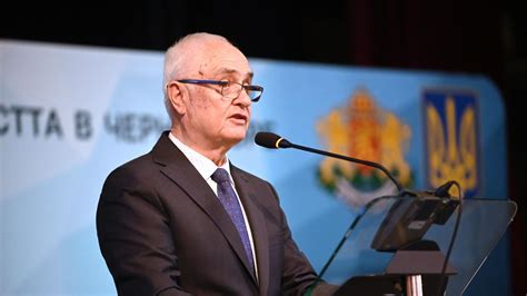 Министър Запрянов ще поздрави военните контингенти зад граница за 6 май Новини бг