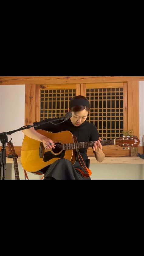 재활훈련 두 번째 공연은 도심 속의 한옥카페 길음로12 Gireumro12 였습니다 5월까지 이어지는 재활의 목표에는 호흡법도 섞여있는데요 어제 멘트로 들려드렸던