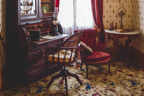 Inside Real Haunted House Pictures