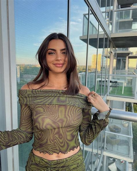 Rachael Kirkconnell Sexy In Revealing Bikini Photos The Fappening