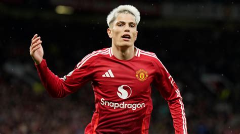 Alejandro Garnacho Posts Three Word Message From Chelsea Training Ground