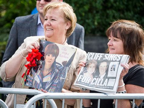 Cilla Blacks Funeral In Liverpool Liverpool Echo