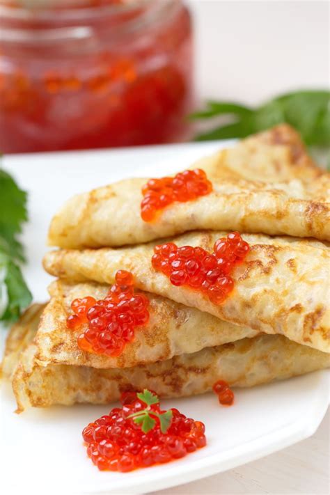 鱼子酱煎饼图片 美味的酱香饼搭配鱼子酱素材 高清图片 摄影照片 寻图免费打包下载