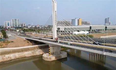 ស្ពានបេតុងខ្សែកាបឆ្លងកាត់ទន្លេសាប និងស្ពានអាកាសឫស្សីកែវ ចំណាយថវិកា ៤៥លានដុល្លារ