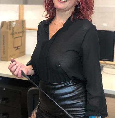 IN MY OFFICE Nude Pics XHamster