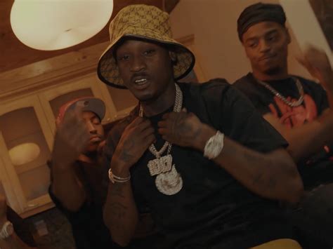 Mac Critter And Ytb Fatt The New 1017 Standout Comes Through Flexing In The Switches Dump Music