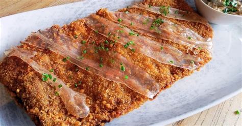 El Mejor Cachopo De España Se Elabora En Un Restaurante De Cangas De