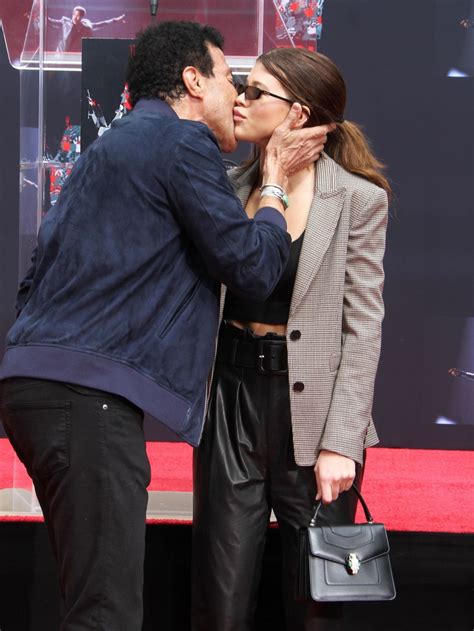 Sofia Richie At Lionel Richies Hand And Footprint Ceremony In Los Angeles Hawtcelebs