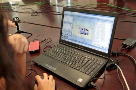 Eurostat Use Of E Commerce In Cyprus Under Eu Average But Internet