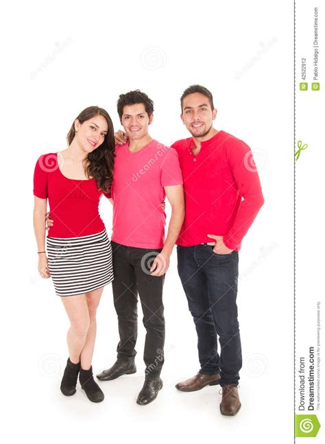 Dos Hombres Jovenes Y Una Chica Joven Se Vistieron En Rojo Foto De Archivo Imagen De Muchachos