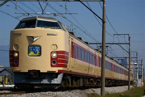 183系 OM102編成 国鉄型晴天順光