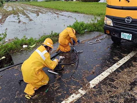 台電台南區處及新營區處全力搶修 凱米釀倒塌電桿及高壓斷線 亞太新聞網 Ata News