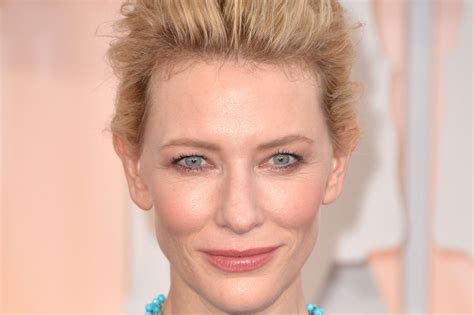 Cate Blanchett Shows Playful Side In Off Topic Interview Upi Com