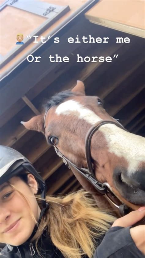 Olivia Simonetti Olivia Simonetti • Instagram Photos And Videos