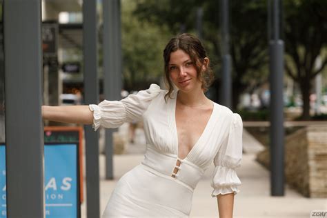 Zeta BB Free Your Hind Zishy