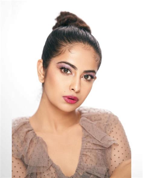 Avika Gor Stunning Hot Photoshoot
