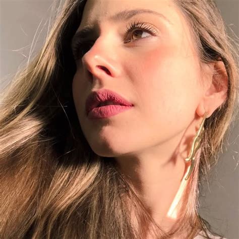 R E B E C A M A G A L H E S Rebeca Magalhaes Threads Say More