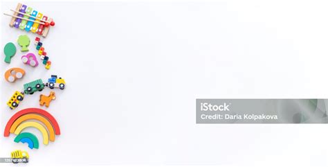 어린이를위한 나무 장난감 장난감 가게 플랫 레이 공간을 복사합니다 몬테소리 소재 0명에 대한 스톡 사진 및 기타 이미지 0명 가정 생활 가정의 방 Istock