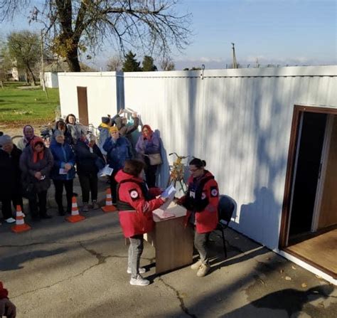 Гуманітарна допомога до села Правдино Білозерської громади Херсонщини Товариство Червоного