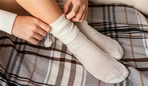 Dormi Sempre Con I Calzini Ai Piedi Forse Non Sai Quello Che Succede